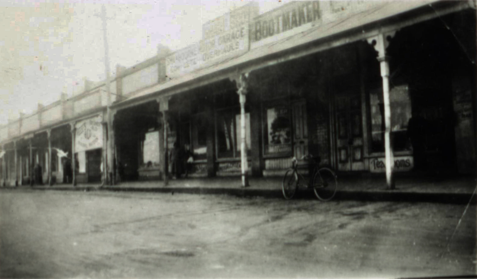 #19 BEGININGS OF THE SWANBOURNE VILLAGE - Fieldnotes - Neil Cownie